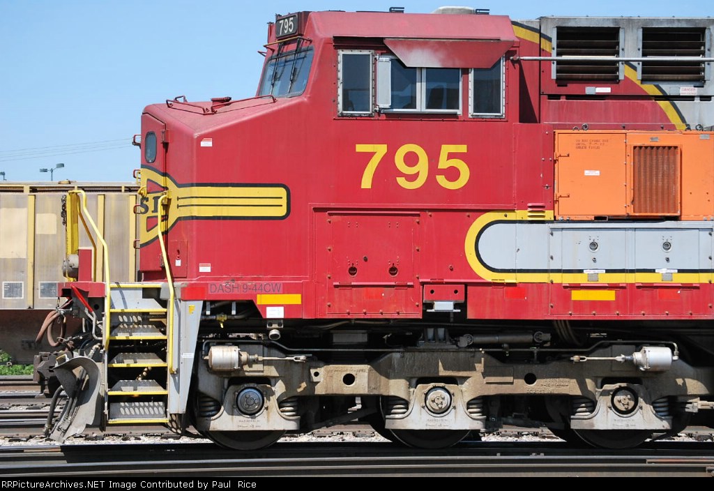 BNSF 795